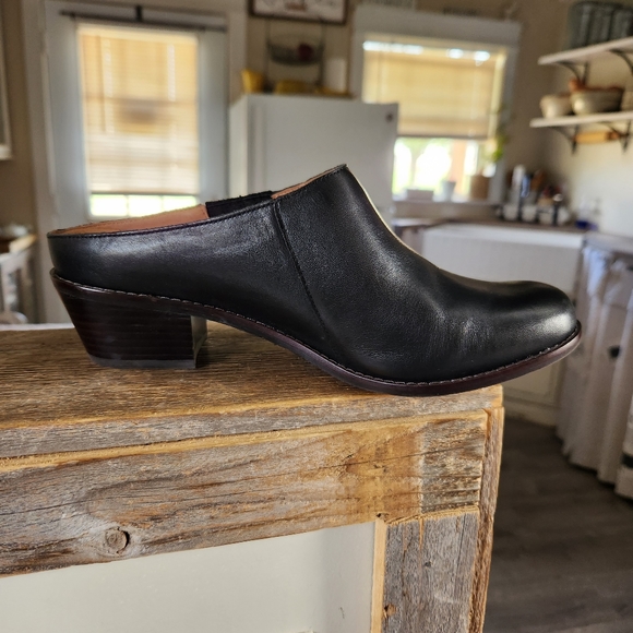 Vionic | Shoes | Vionic Womens Nellie Black Leather Mule Open Back ...